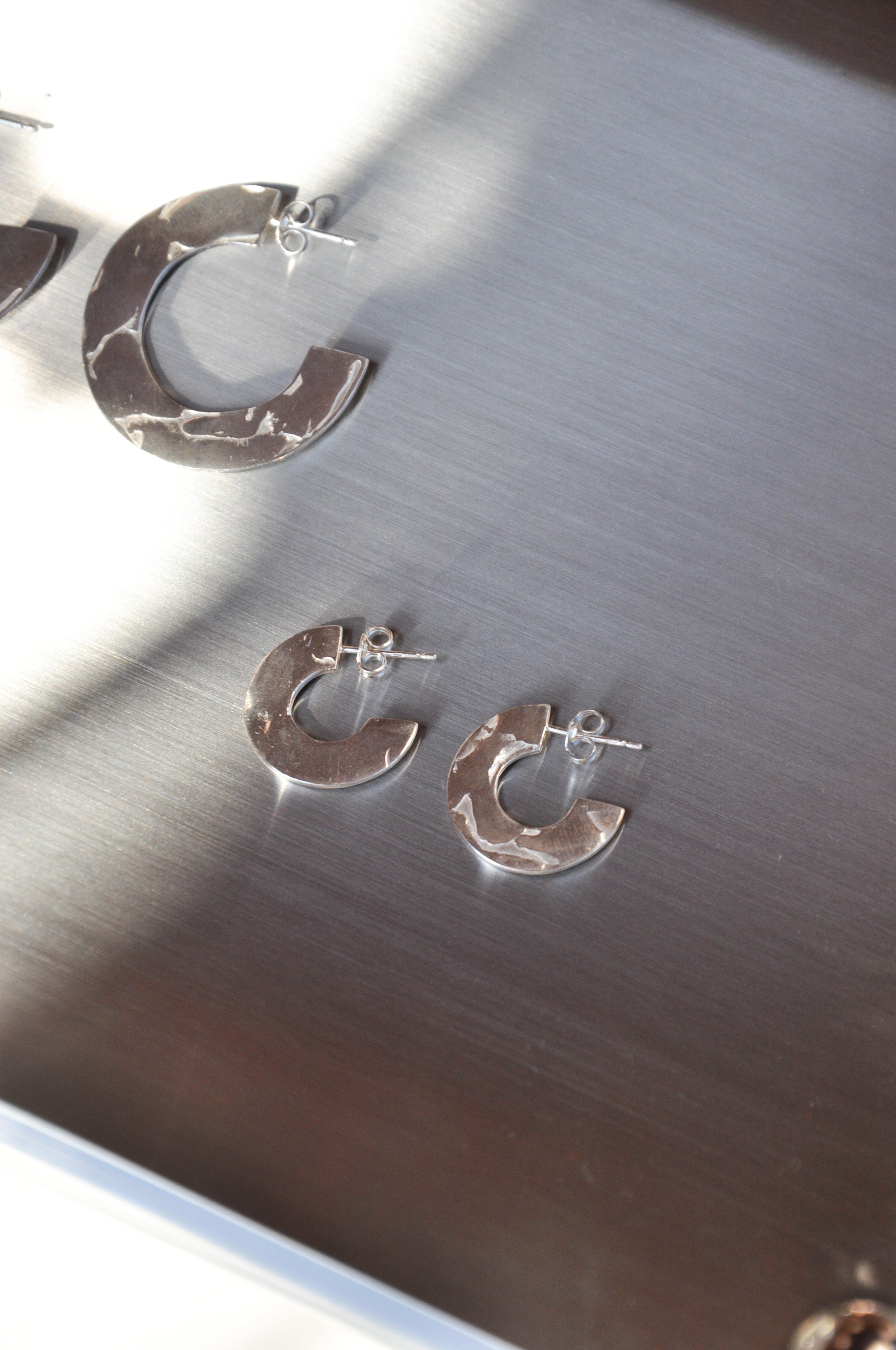 River Hoops in Silver – Sullys Wellington